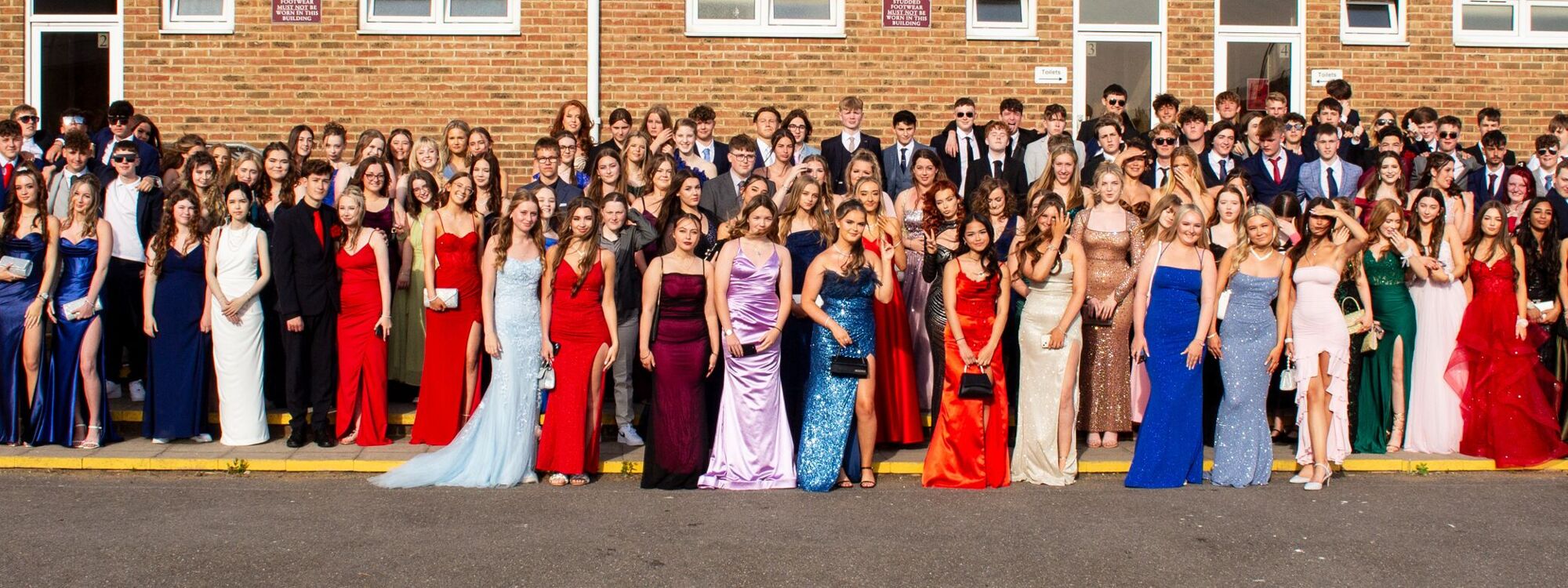 Year 11 Celebrate at Prom - Our Latest News - Herne Bay High School